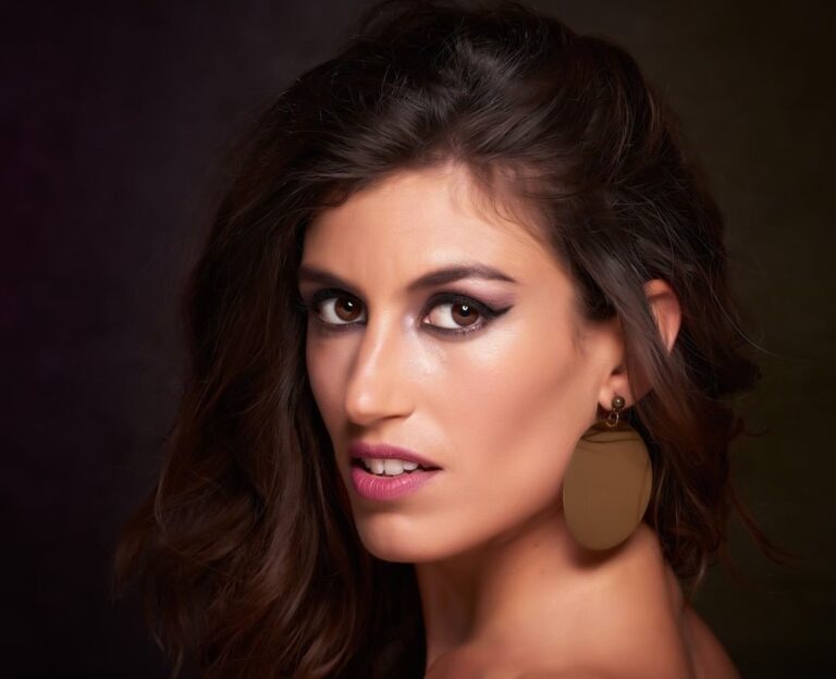 Discover Julia Roca: Bio/Wiki & Career Achievements